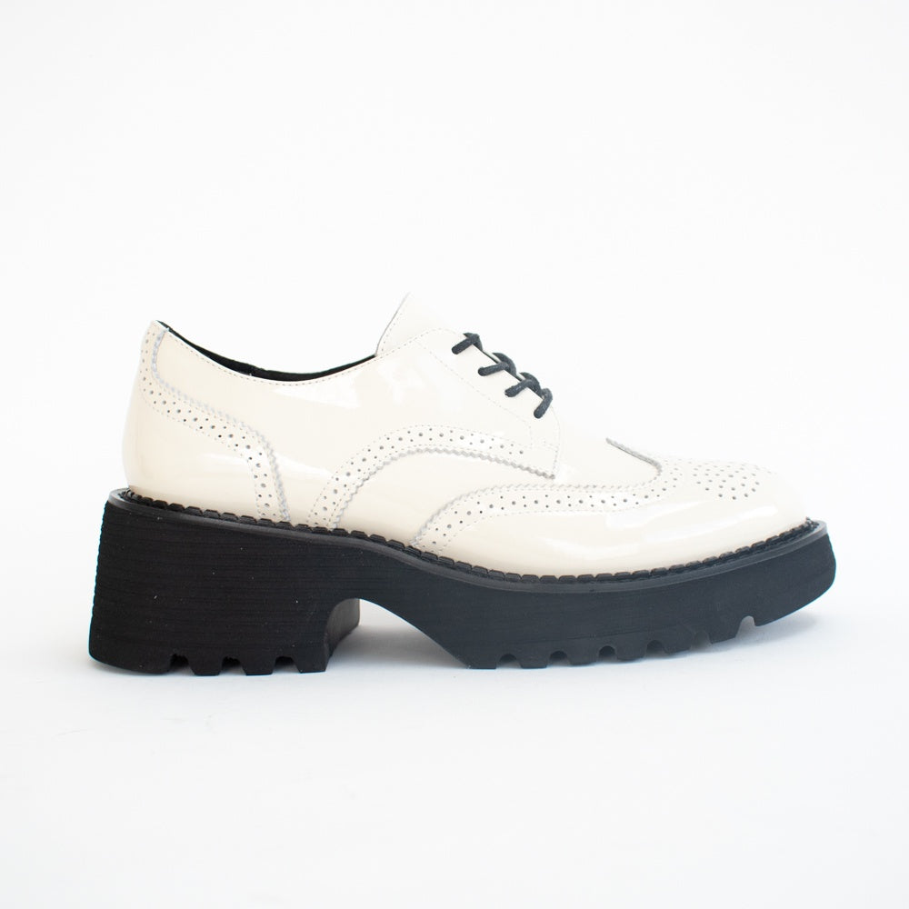 Bresley Slant Bone Patent Shoes | Womens Big EU Sizes 42 43 44 45 ...