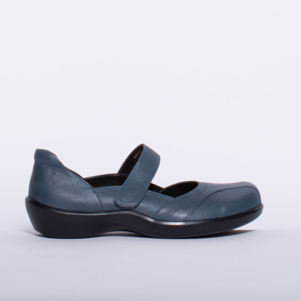 Pure Comfort Wanted Navy Blue Shoes | Womens Big Sizes 42 43 44 45 46 ...